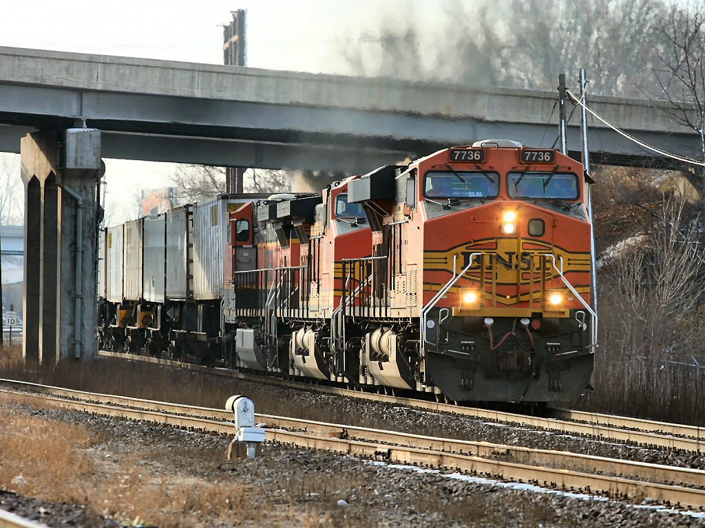 BNSF 7736